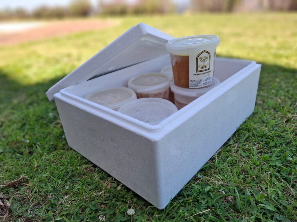 6.3 liter frozen bone broth box – Mount Zion Farm